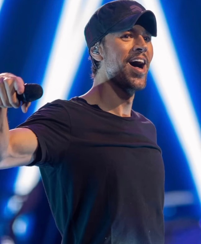 Enrique Iglesias Electrifies Dallas Crowd on Trilogy Tour – ENRIQUE ...